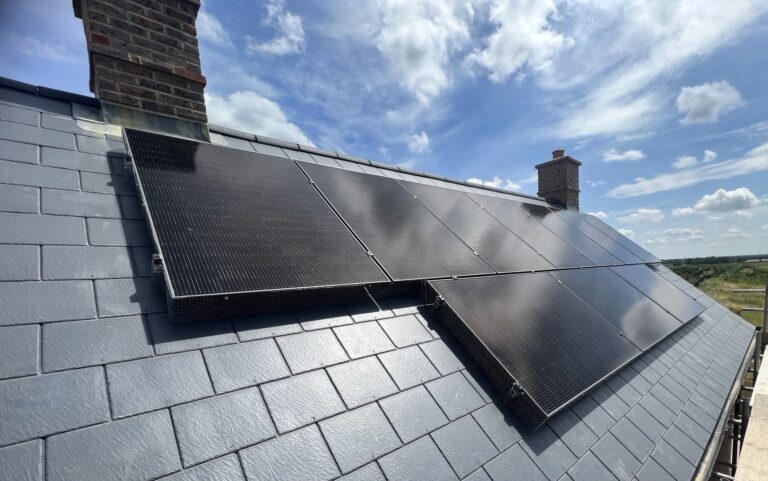 How Much Roof Space Do Solar Panels Need? | Guide - SolarTherm UK