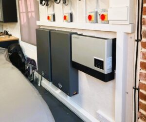 Solar Panel Battery Storage - Complete Guide - SolarTherm UK